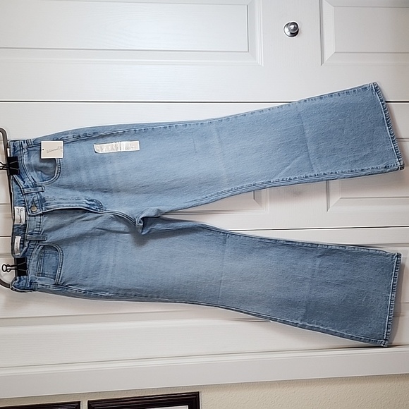 Universal Thread | Jeans | Nwt Universal Thread Jeans Light Wash Flare ...